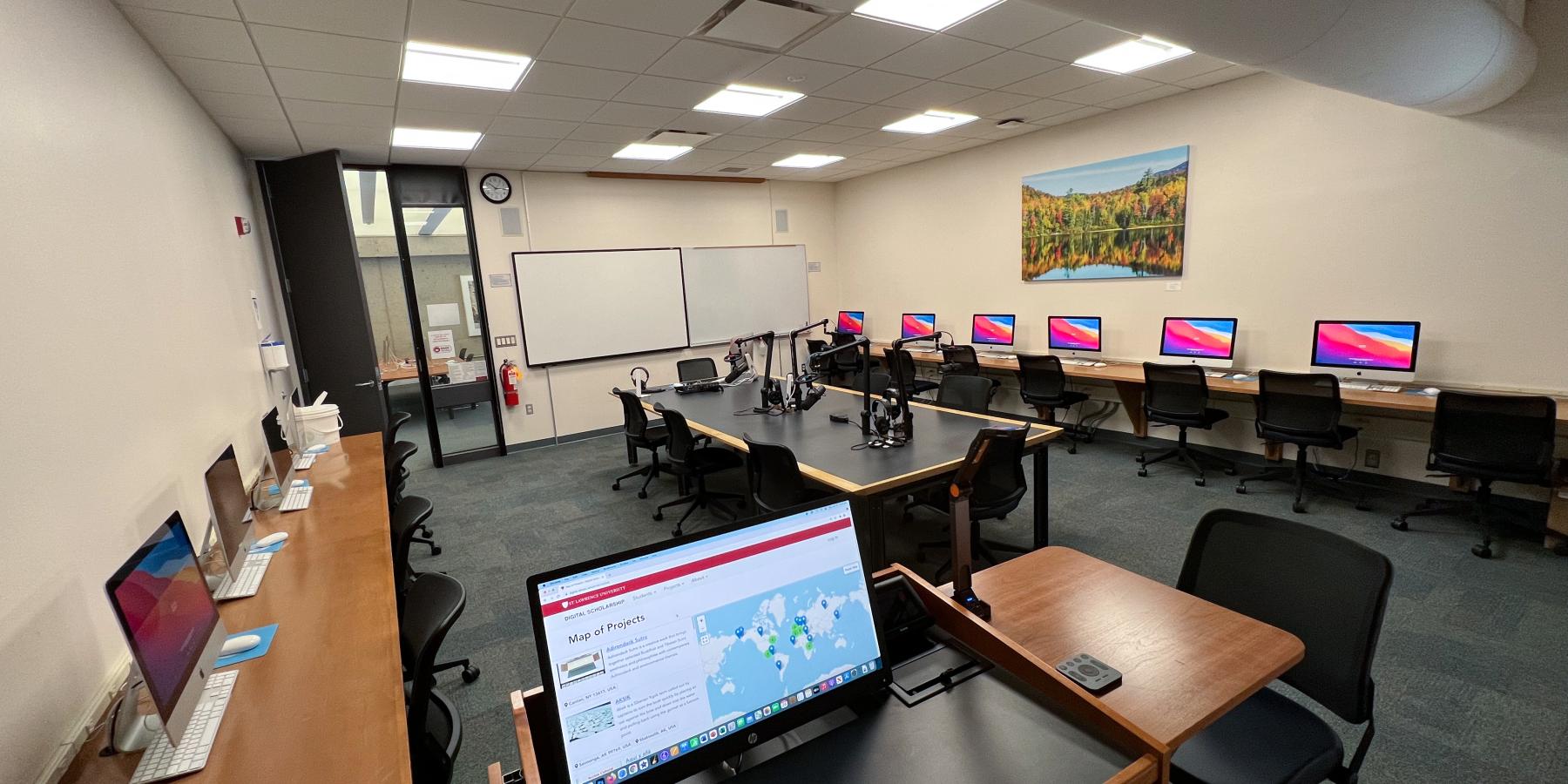 Digital Scholarship Studio | Library